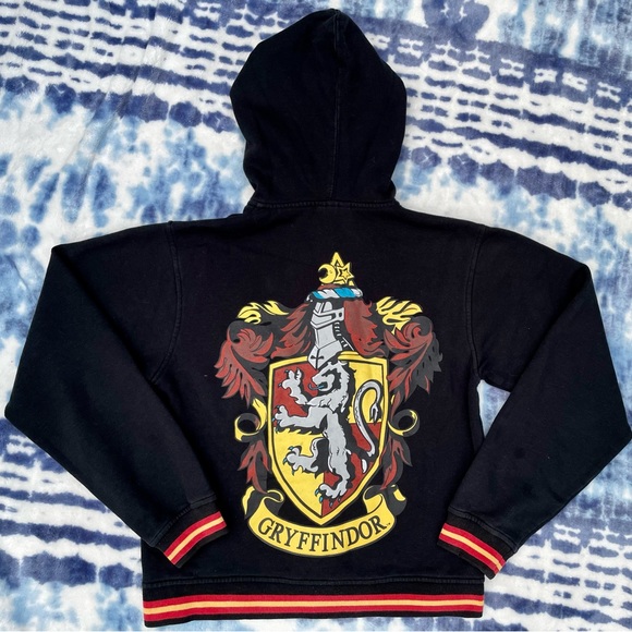 Wizarding World Of Harry Potter | Tops | Not Your Average Harry Potter ...